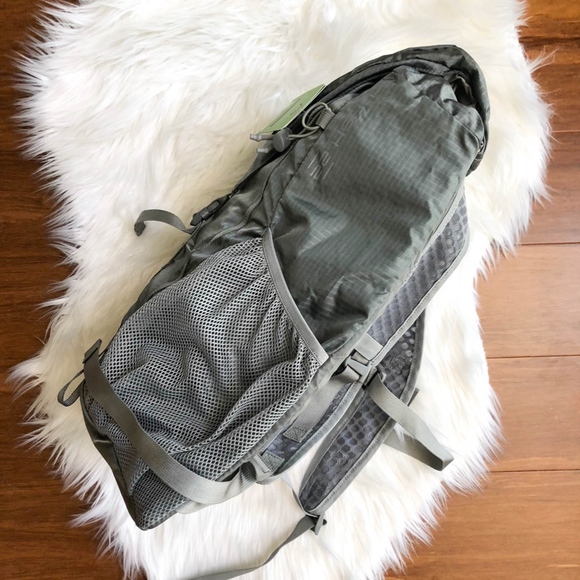 REI | Bags | Rei Coop Flash 22 Pack Lightweight Trail Backpack | Poshmark